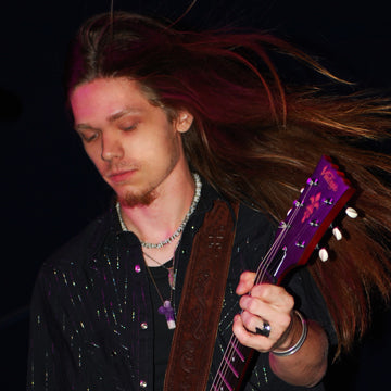 Tyler Steven – Vintage Guitars