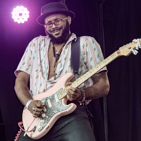 Darnell Cole – Vintage Guitars